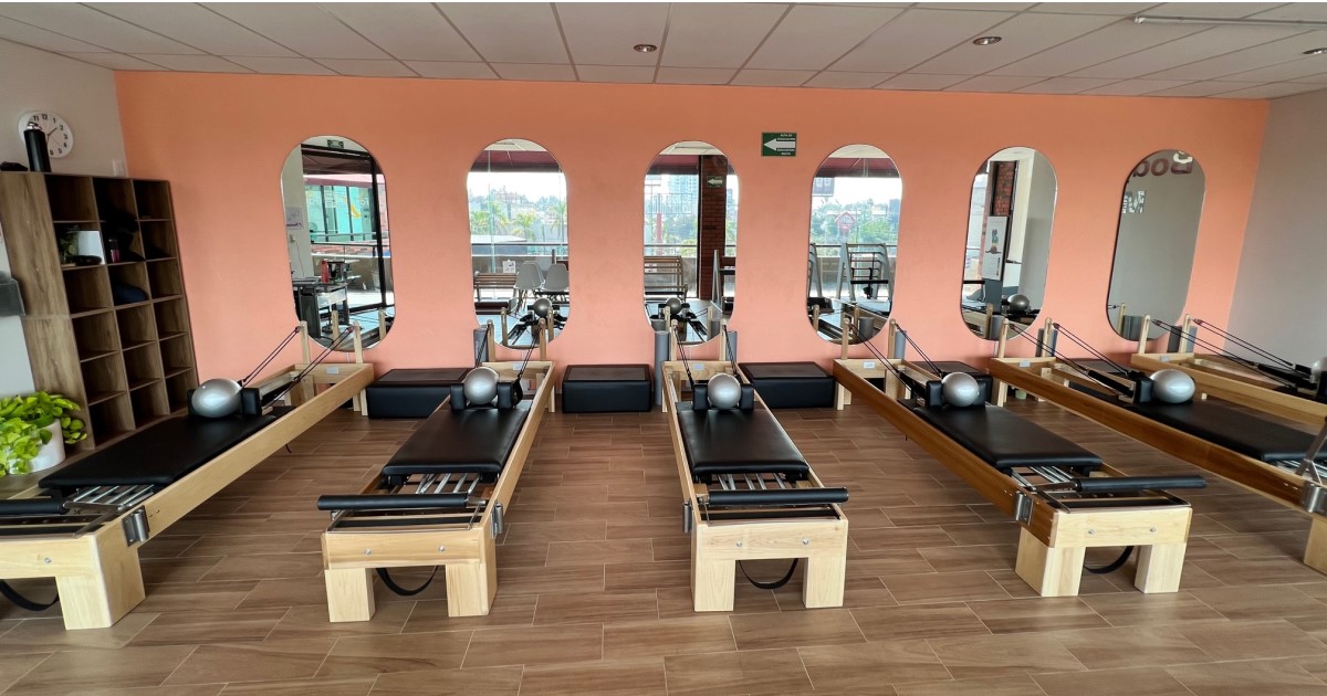 Pilates Reformers - Mindful Pilates Reformers Studio ZONA REAL